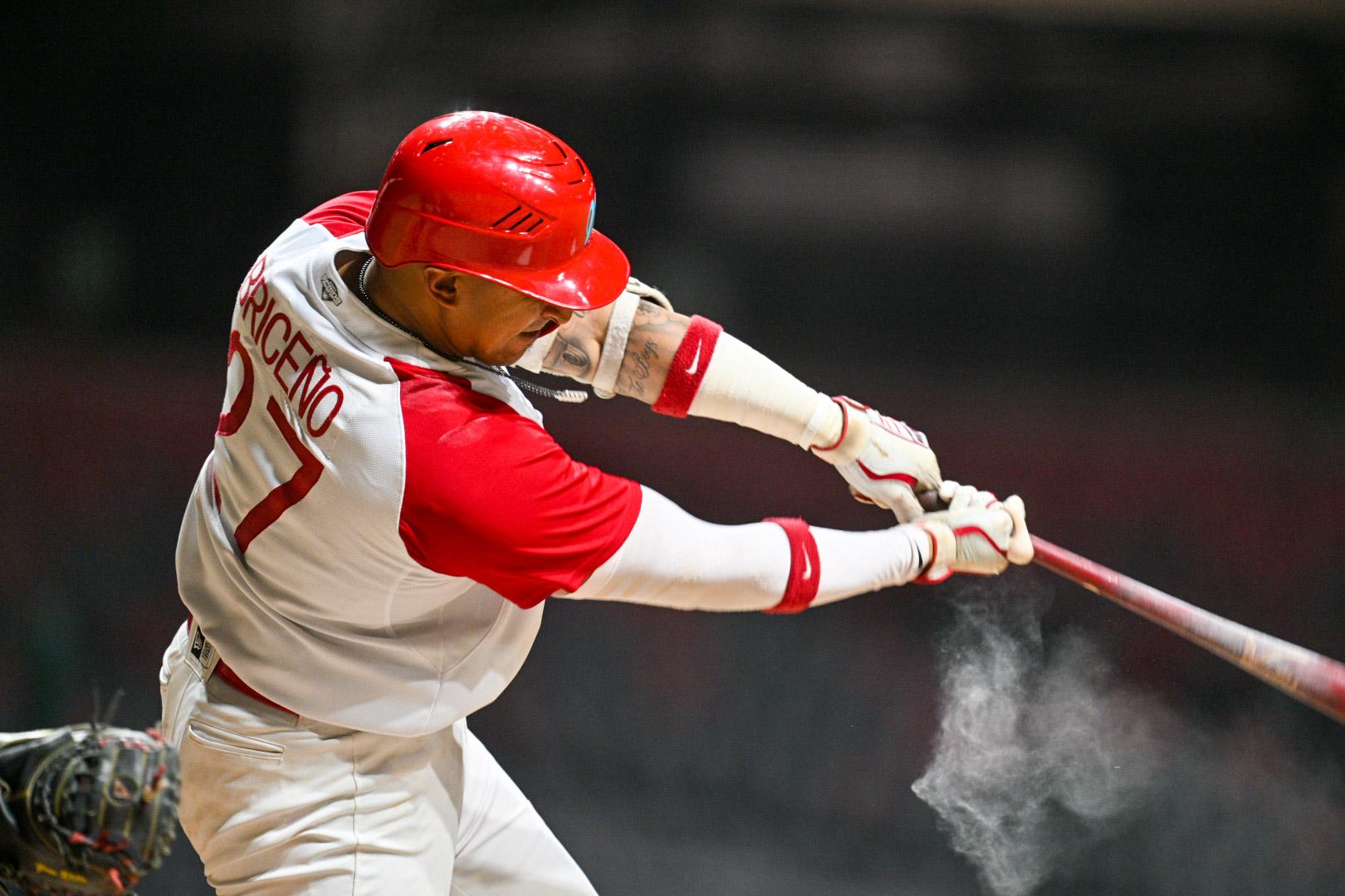 Diablos gana 11-2 a Conspiradores, con una noche explosiva de sus bats ...